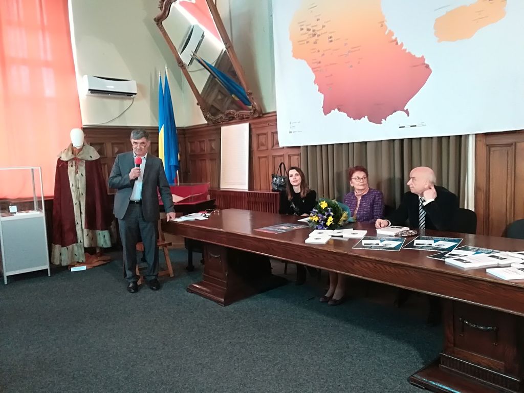 Rodica şi Raluca Maria Callimachi - Vrem ca Scarlat Callimachi să ...