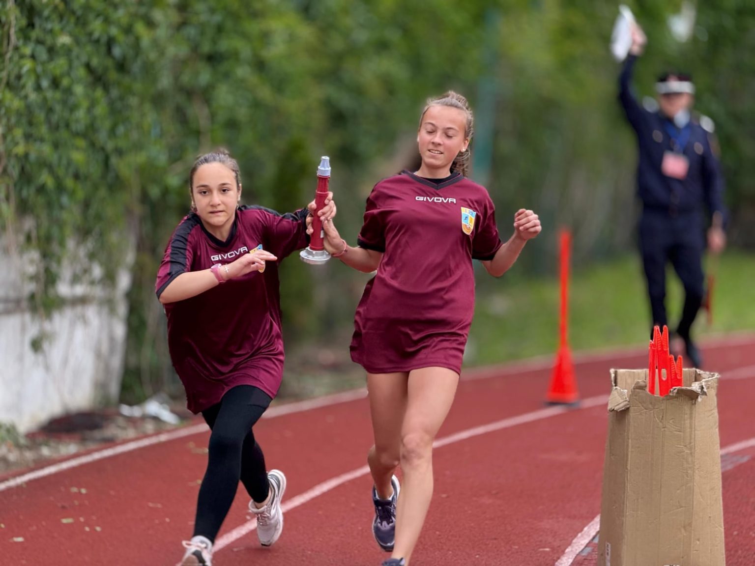 Micii eroi din Botoșani – Elevii care au demonstrat că sunt adevărații ...