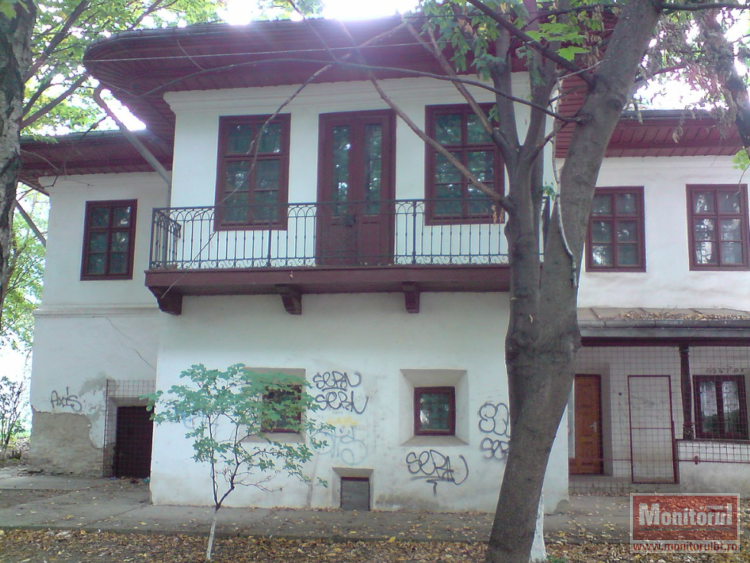 MEMORIALUL IPOTEȘTI: Un „castel” la Ionășeni: casa de la Botoșani ...